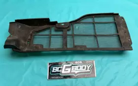 10018269 GM Gbody Ac Heater Box Cowl Vent Screen Regal Monte